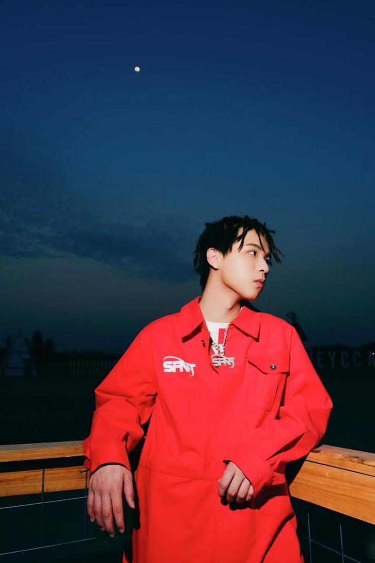 TizzyT厂牌官宣｜SFNT新人首次合体亮相 - 360娱乐，你开心就好