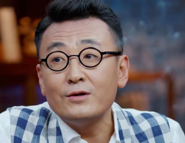 56岁窦文涛：9段恋情至今未婚，直言只有一人让他痴狂 - 360娱乐，你开心就好