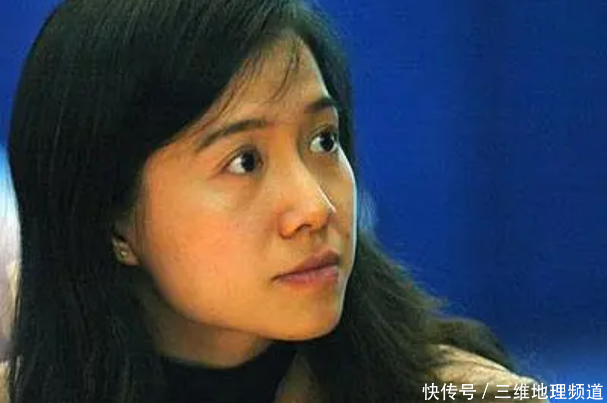 相爱15年，结婚后的翁帆为了杨振宁的身体，多年来都是早睡早起 - 360娱乐，你开心就好