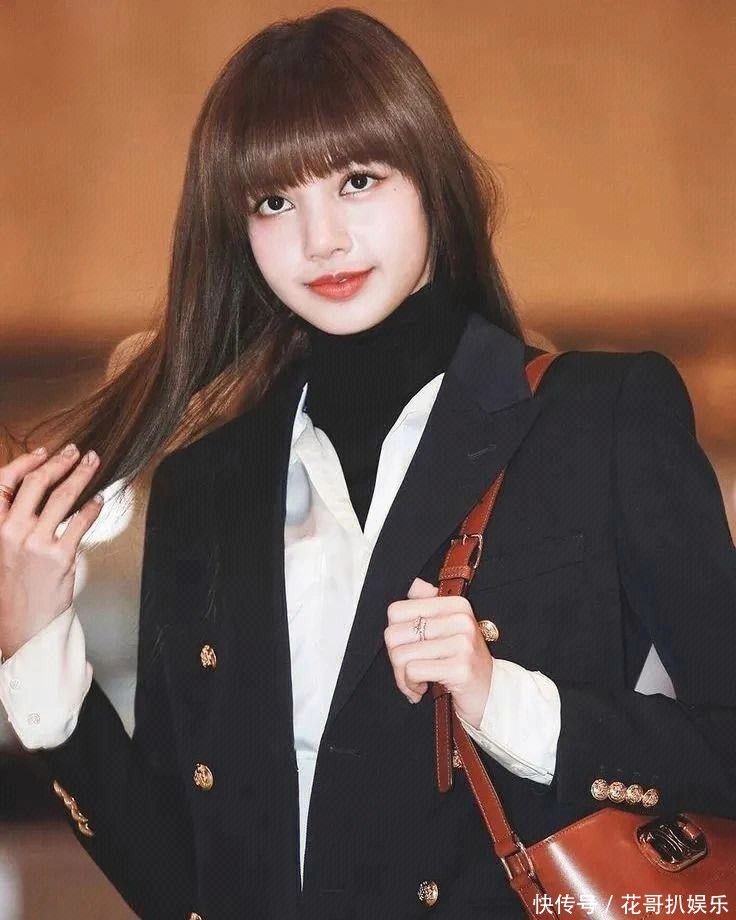 Lisa新照引发热议，直刘海再无清纯靓丽感，油腻颓废如夜场小妹 - 360娱乐，你开心就好