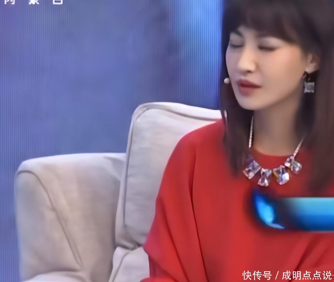 杨雪晒老公和女儿共舞，老公出镜个矮长相普通，身份背景不简单 - 360娱乐，你开心就好